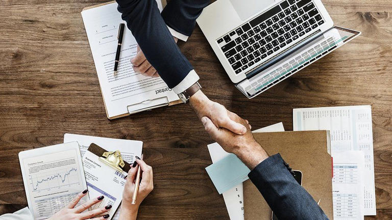 New study says learning new AI skills is the key to a pay rise