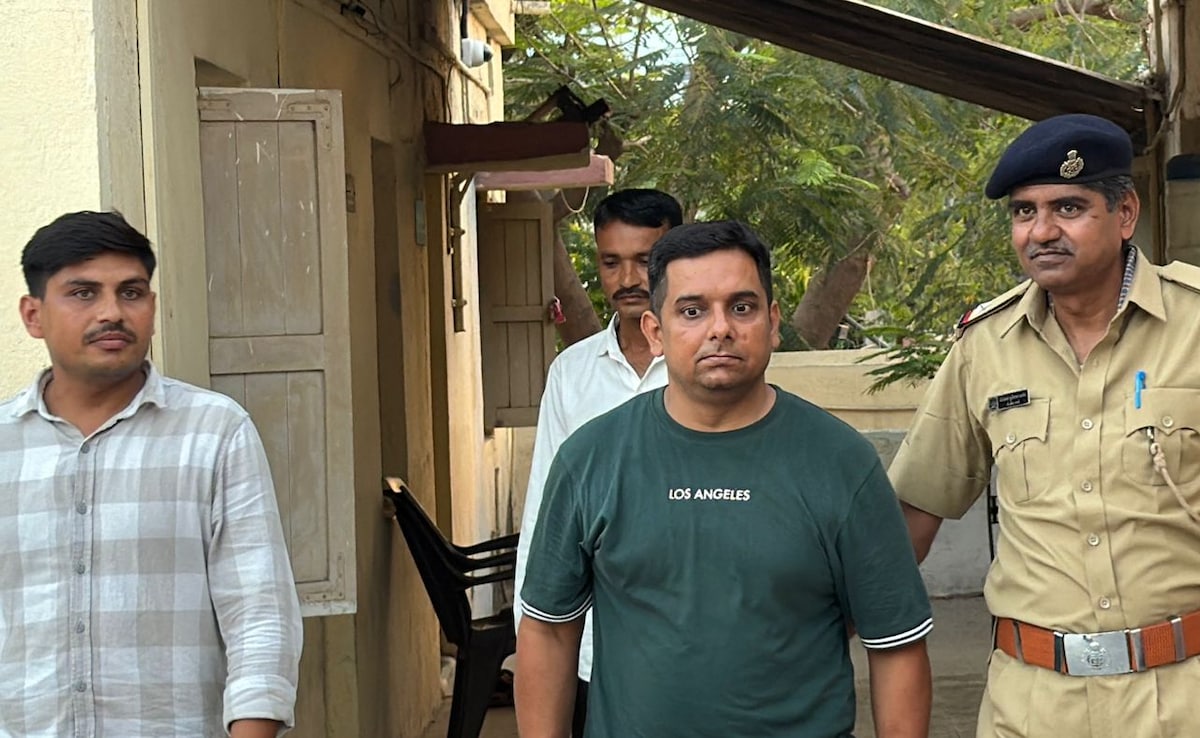 Rs 1.36 crore scam at Jamnagar Dental College, employee arrested