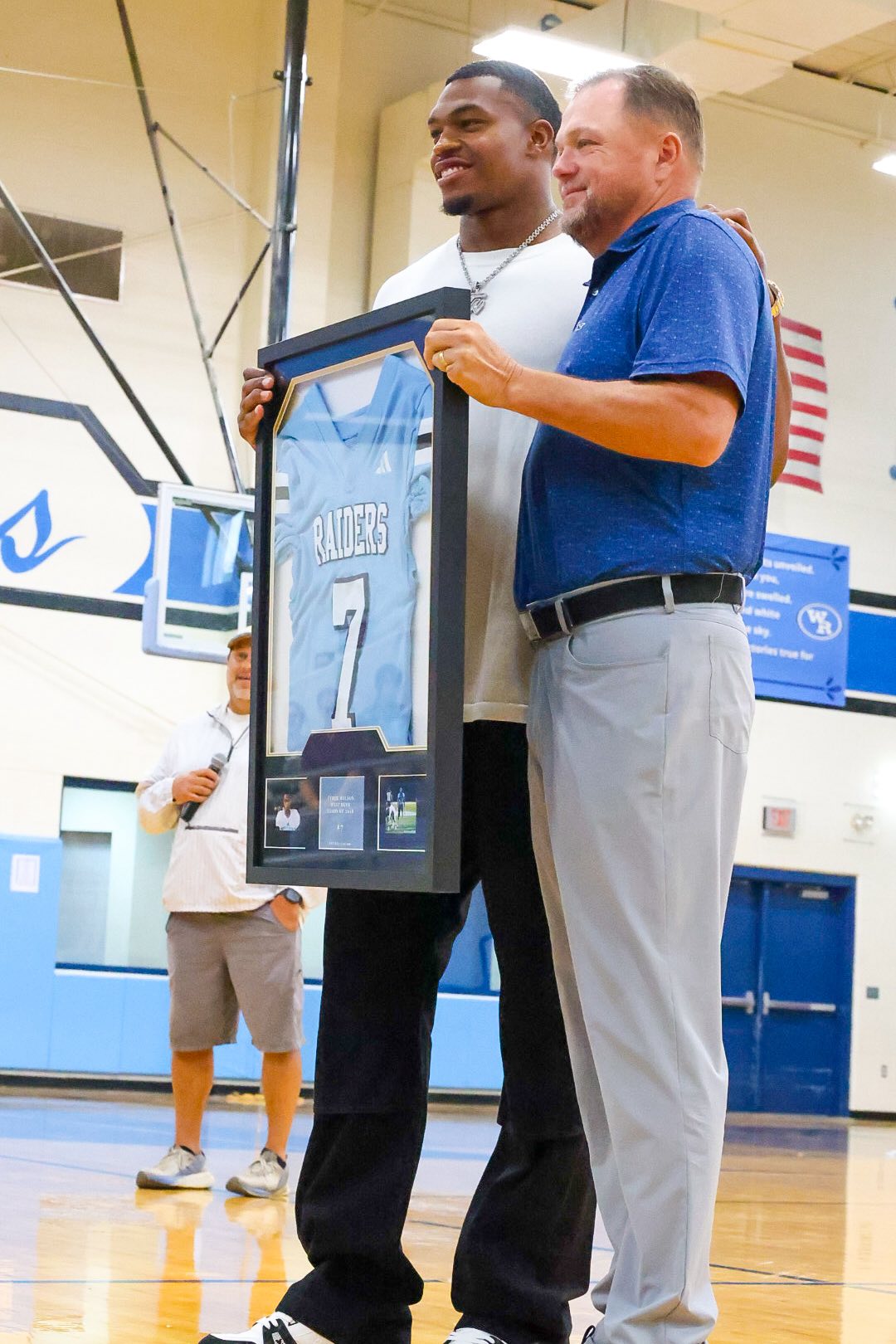 NFL star Tyree Wilson surprises students at West Rusk High