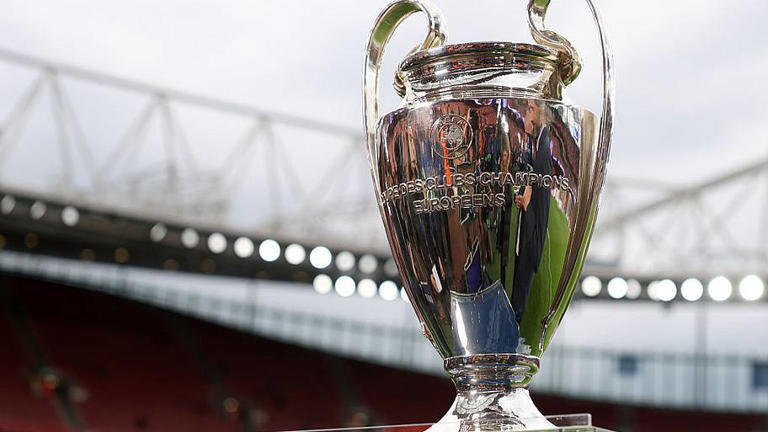 Arsenal win 2025–26 Premier League title after Man City stumble at ...