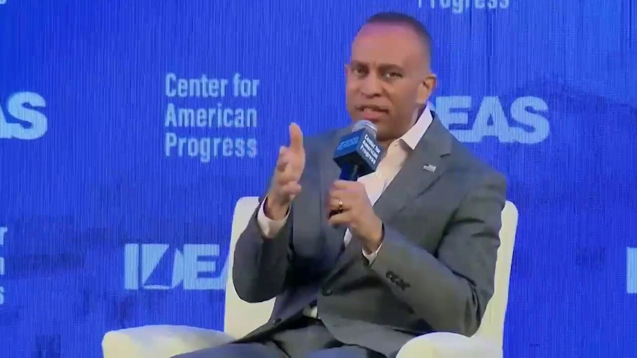 Hakeem Jeffries says Dems need to 'break' MAGA's spirit