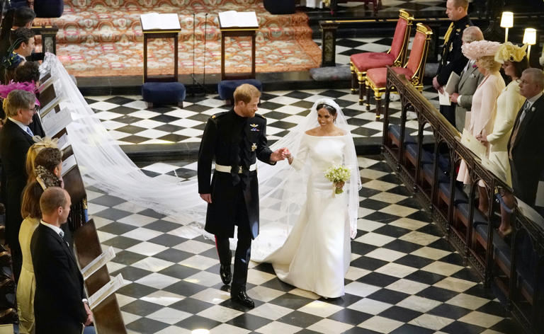 Prince Harry and Meghan Markle celebrate bronze anniversary with a ...