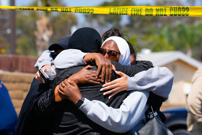 Mosque shooters who killed three 'livestreamed their attack' after ...