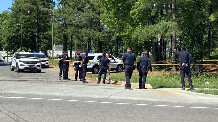 Charlotte community calls for peace, conflict resolution amid shooting ...