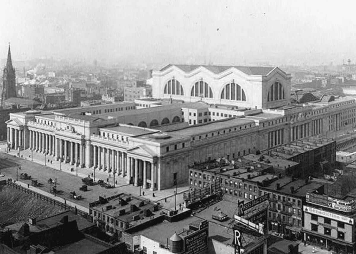 20 famous buildings that no longer exist