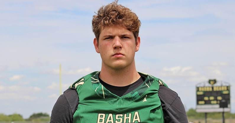 Four-star 2027 Chandler Basha OL Jake Hildebrand discusses his pledge ...