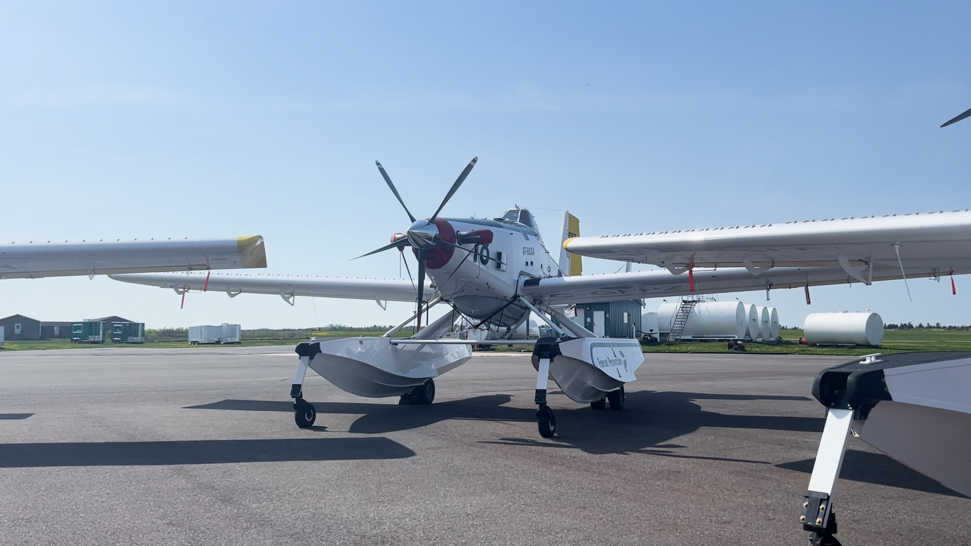 Parched N.B. leases more planes amid forest fires season