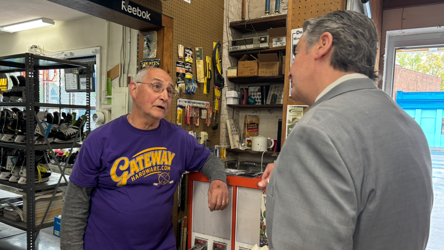 Springfield mayor pushes to keep Post Office on Boston Road open