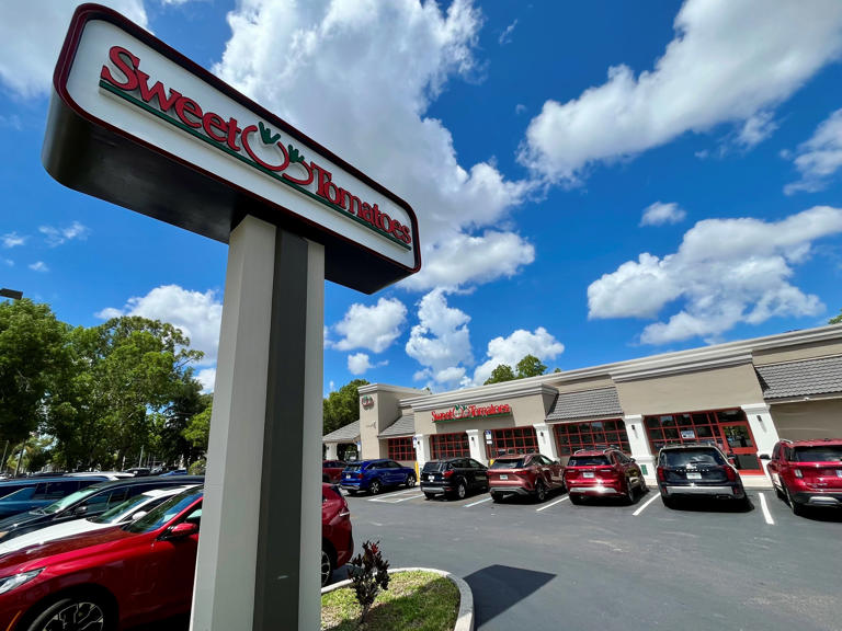 Sweet Tomatoes quietly reopens in Fort Myers, Florida