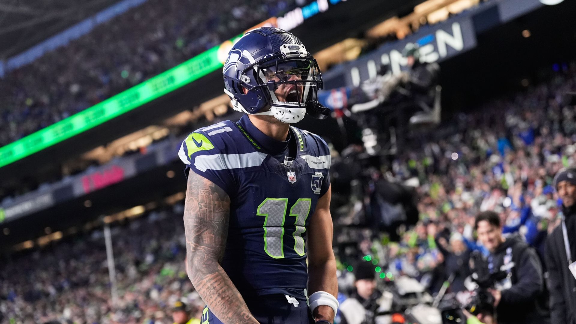 NFL: Jaxon Smith-Njigba bekommt falsche Trophäe – will sie aber behalten
