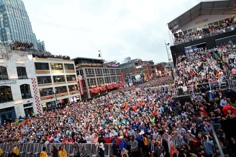 The 2030 Super Bowl could have a 'monumental' economic impact on ...