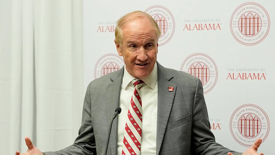 What to know about UF president candidate Dr. Stuart Bell as a Gators ...