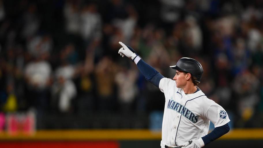 Colt Emerson’s first MLB homer gave Mariners more than a feel-good moment