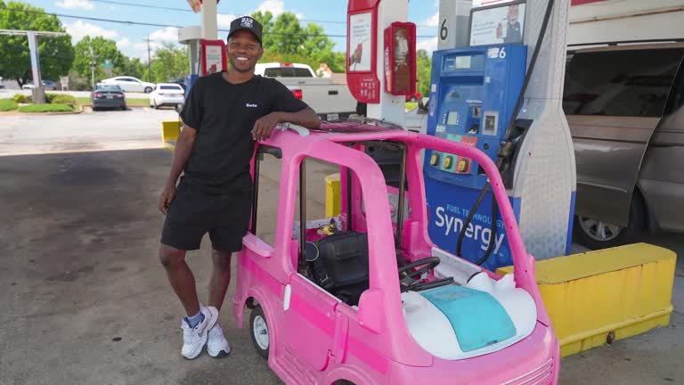 A pink Barbie cart is one man's solution to high gas prices