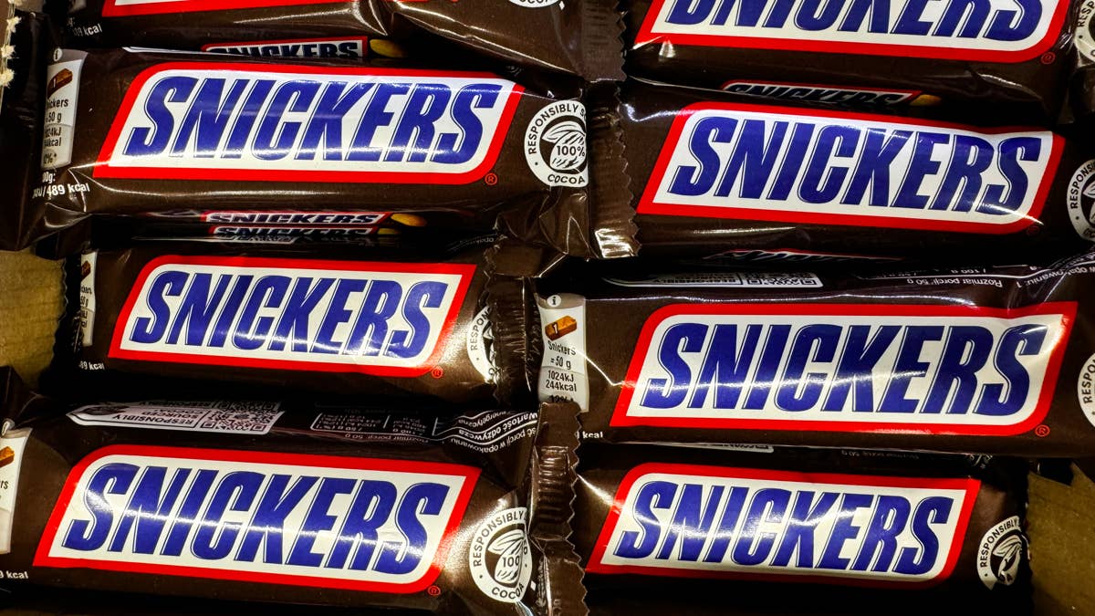 Limited-edition Snickers classic cream whipped cream hits shelves—get ...
