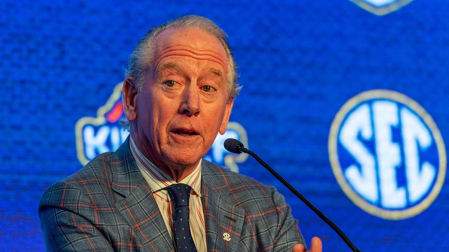 Archie Manning's greatest moments still define his legacy