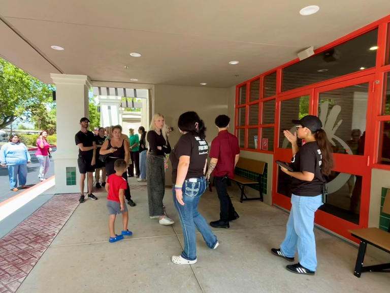 Sweet Tomatoes quietly reopens in Fort Myers, Florida