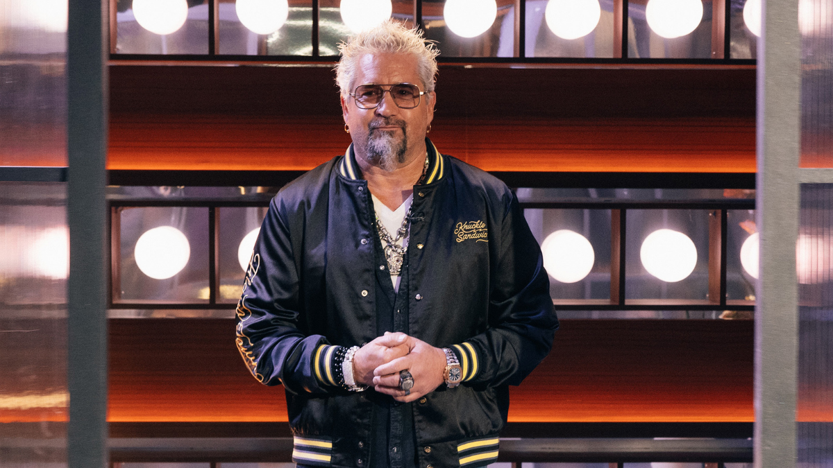 Guy Fieri launches 5 bold flavors of Flavortown popcorn with SNAX-Sational