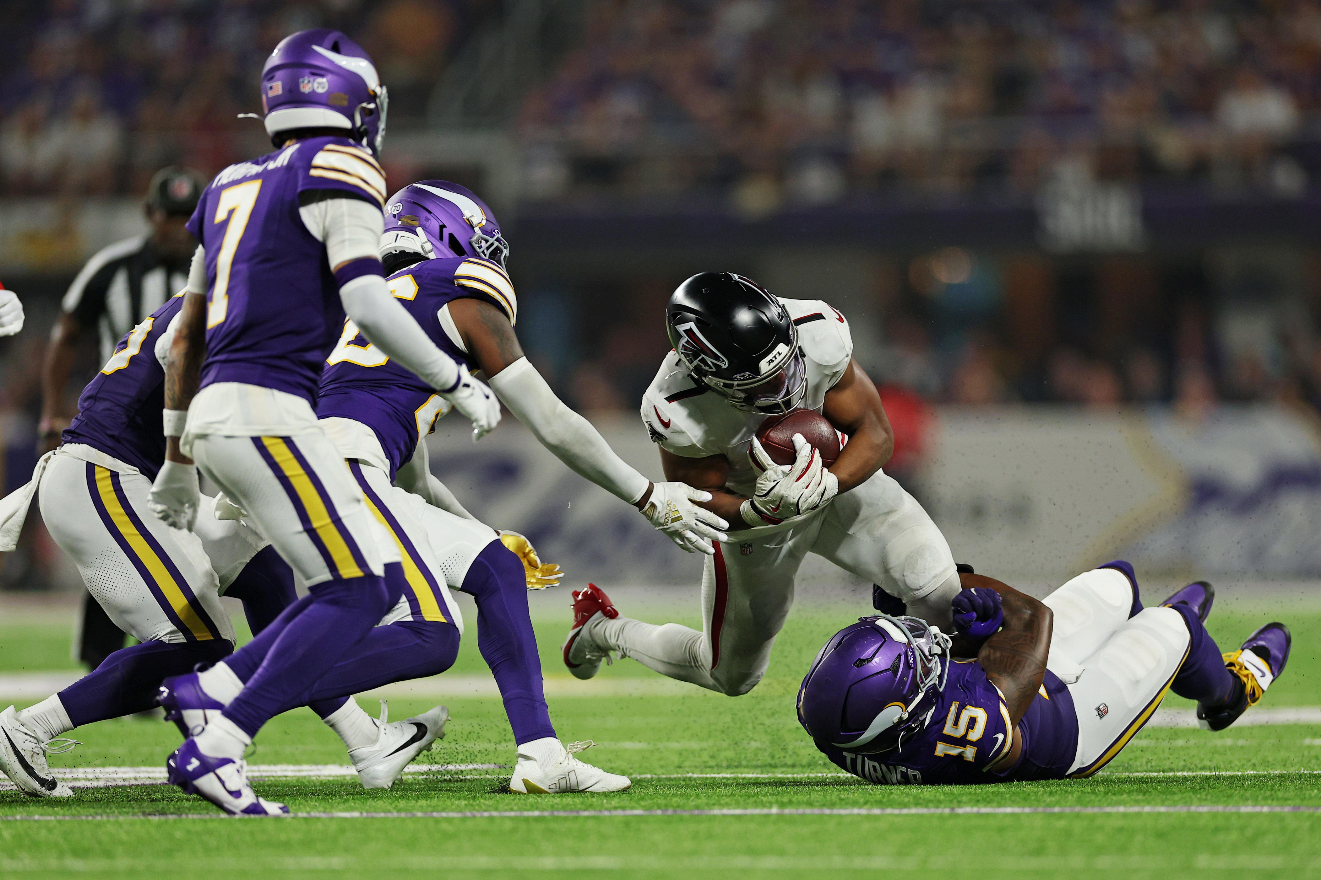 Where does Bleacher Report rank the Vikings young core?