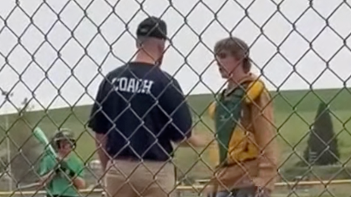 Youth baseball umpire not apologizing for ejecting coach in viral moment