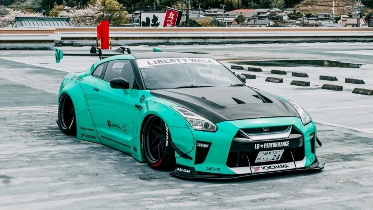 Η Liberty Walk κάνει το Nissan GT-R πιο άγριο από ποτέ