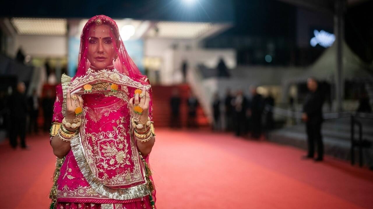 Cannes 2025: Ruchi Gujjar captivates attention in her ghunghat ...