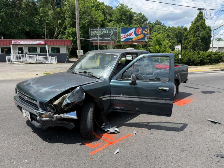 Murfreesboro police investigating 'serious' motorcycle crash