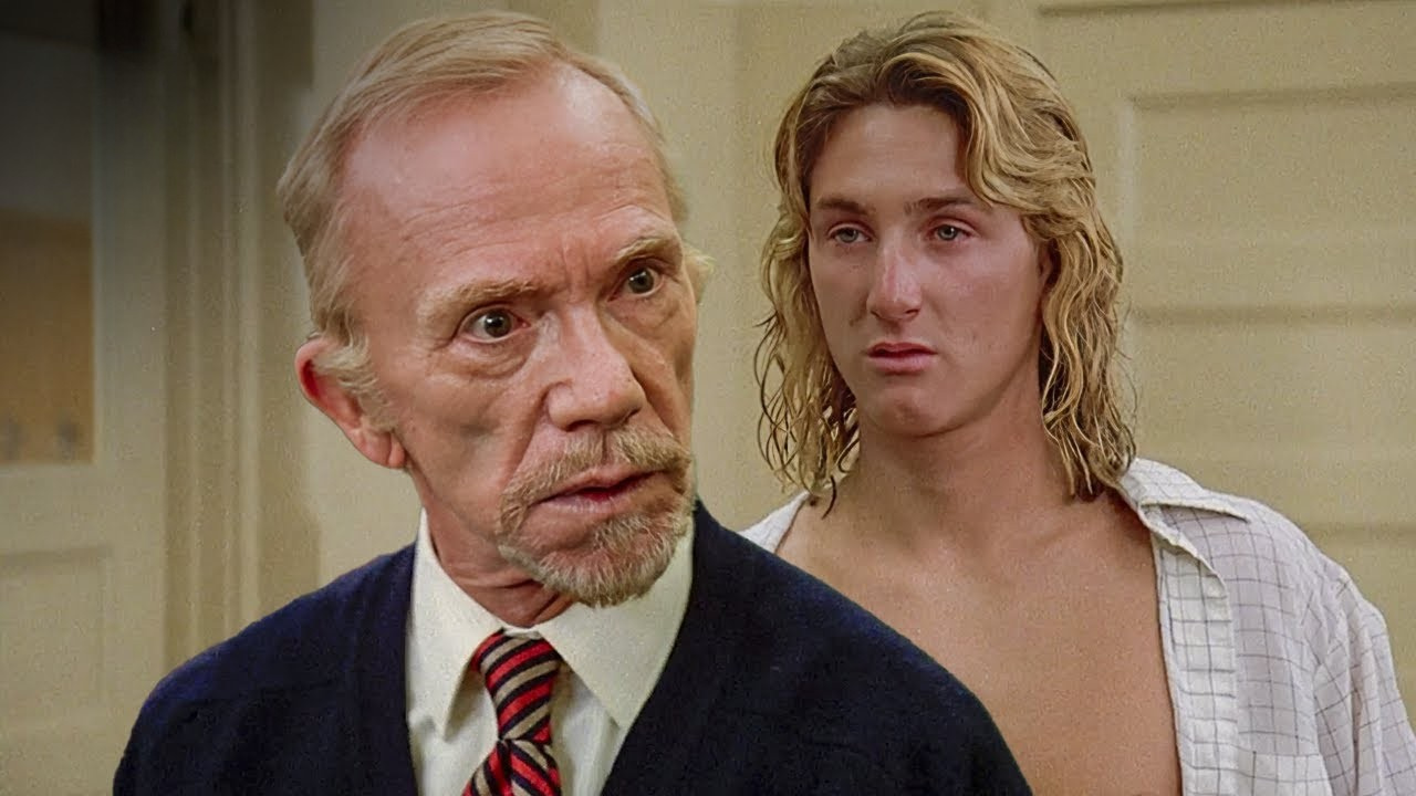 I don't know (Sean Penn scene) Fast Times at Ridgemont High