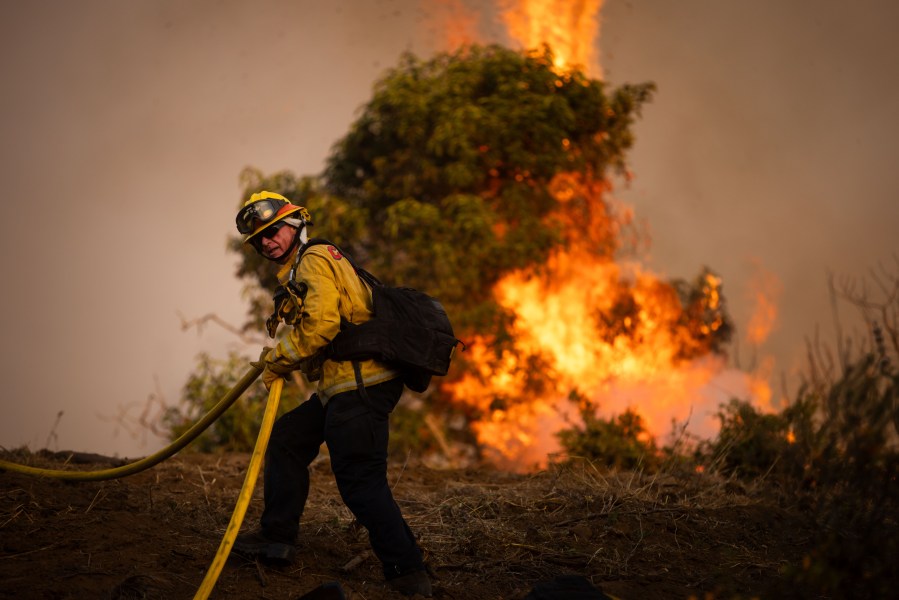 Officials say Sandy Fire has scorched more than 1,300 acres