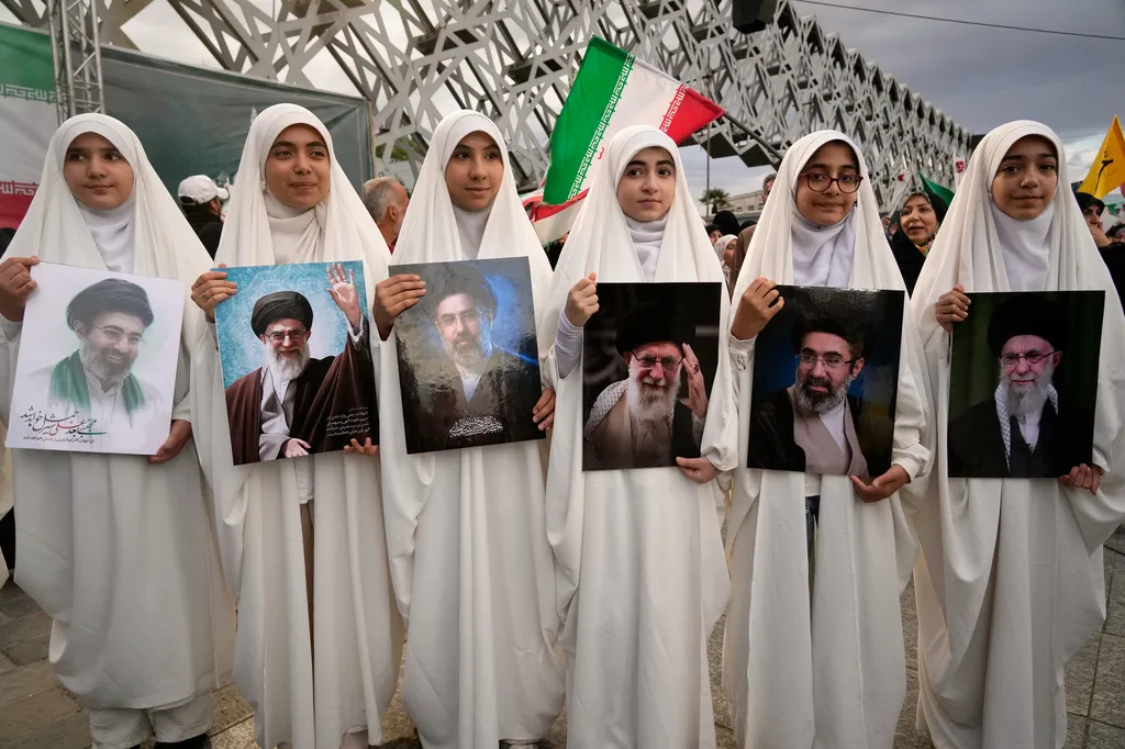 Iran holds mass weddings celebrating couples who volunteer for 'self ...