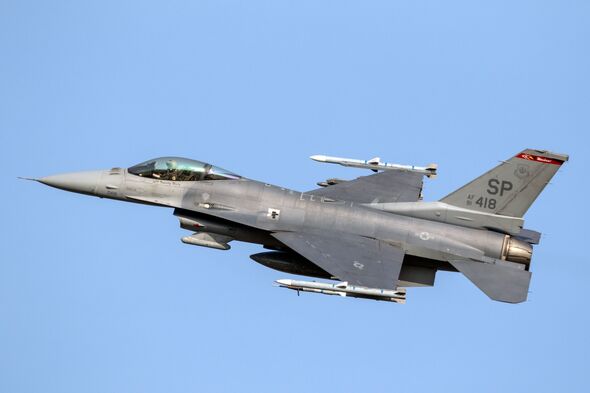 NORAD F-16 jets scrambled over Washington DC - 'Sonic boom heard'