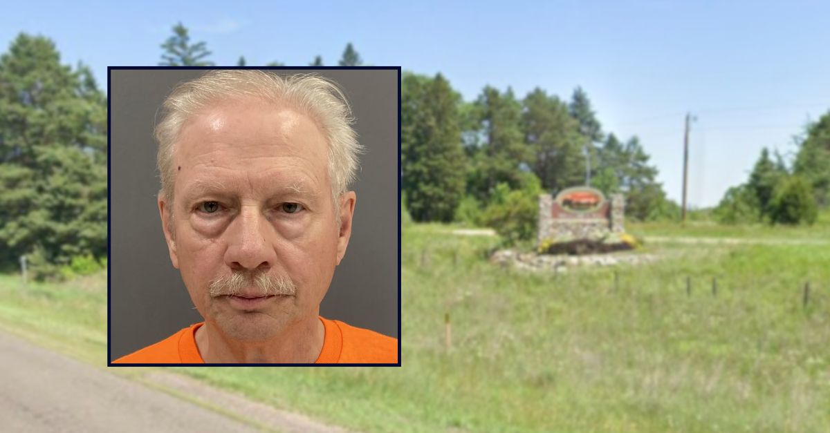 Man caught by Amazon delivery driver trying to kill wife with hammer ...