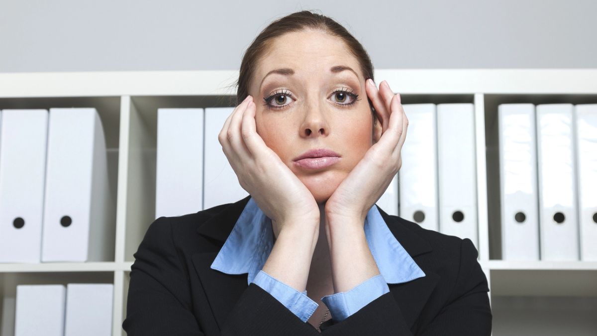 Workplace habits that can hold you back