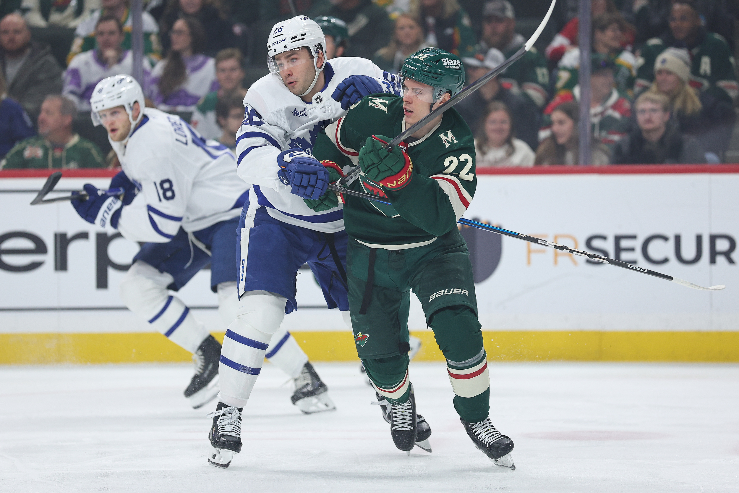 Lightning sign Nick Abruzzese to one-year, two-way deal