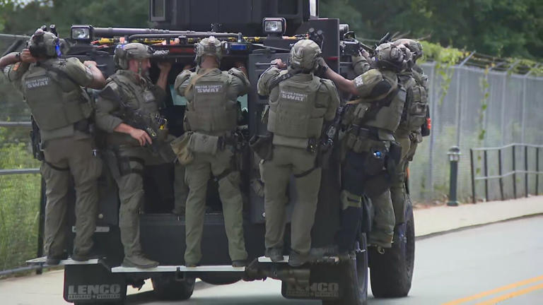 Police investigating reports of suspicious man at metro Atlanta area park