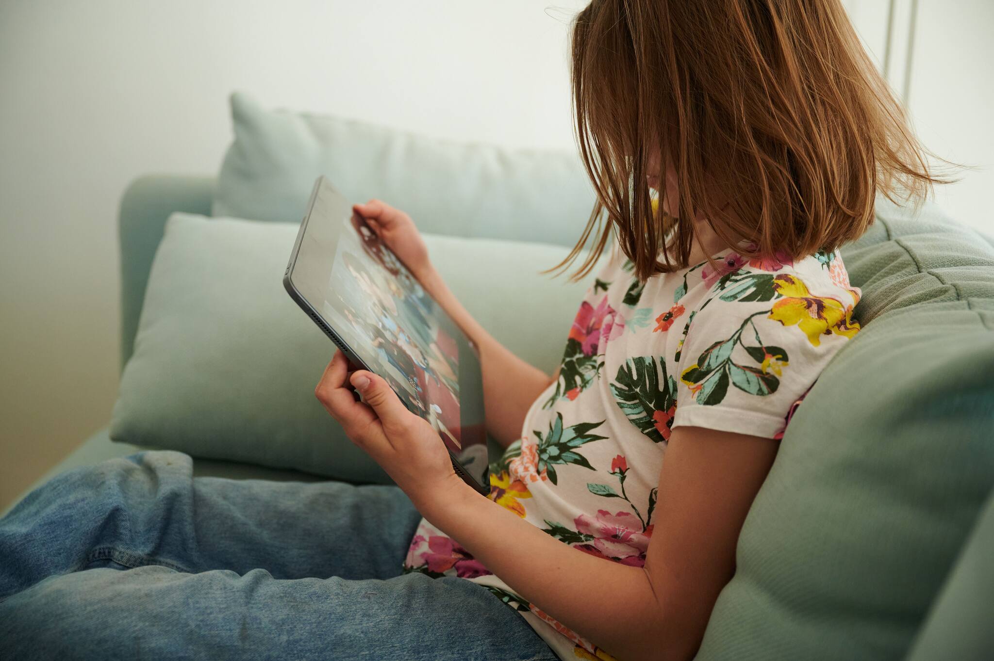 „Klare Regeln, starke Aufsicht“: Prien will beim digitalen Jugendschutz ...