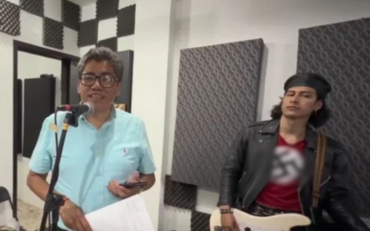 Saúl Monreal elimina video musical acompañado de bajista con playera nazi