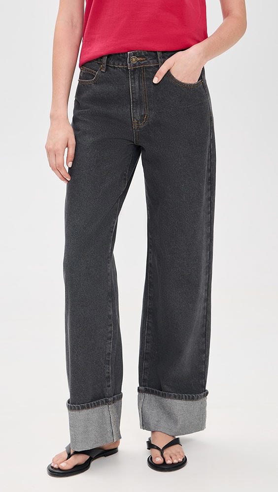 Cuffed jeans are so back—this is the anti-trend shoe that makes them ...