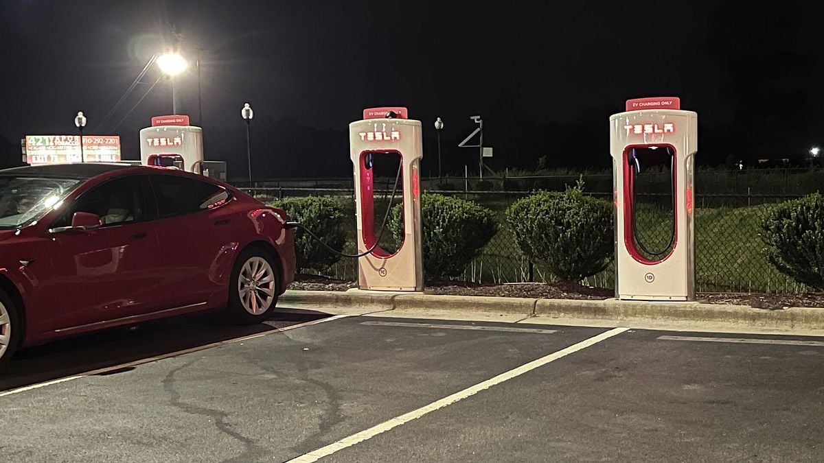Pritzker touts EV plant in Normal, Bailey says taxpayers bear the burden