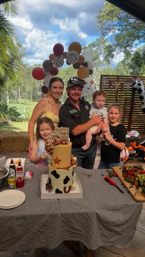 Cake decorating ingredient urgently recalled after fears toddler left ...