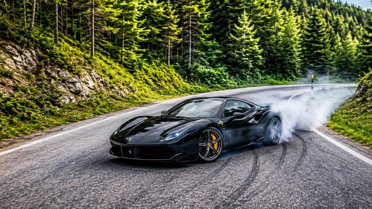 Can the Ferrari 458 Speciale drift like a track car?