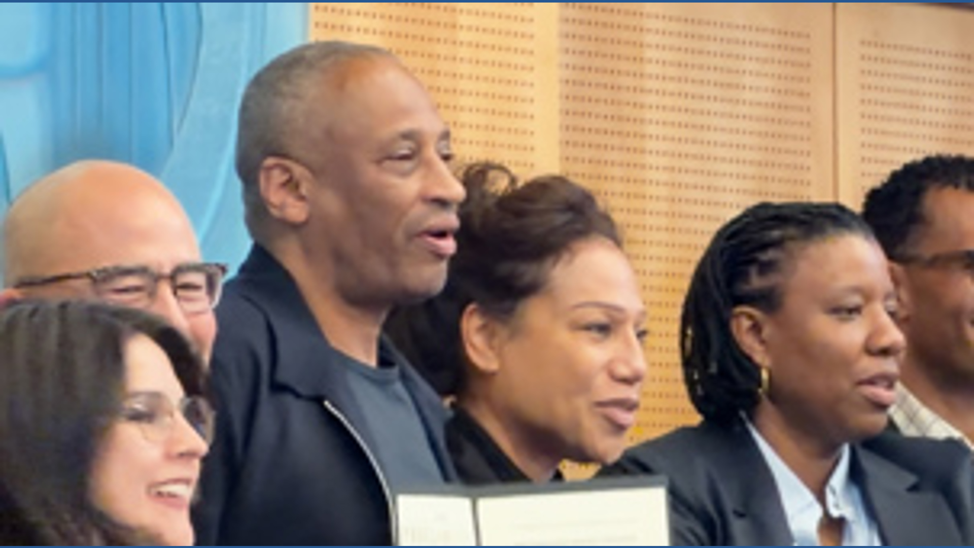 Rainier Beach High School basketball coach honored by Seattle City Council