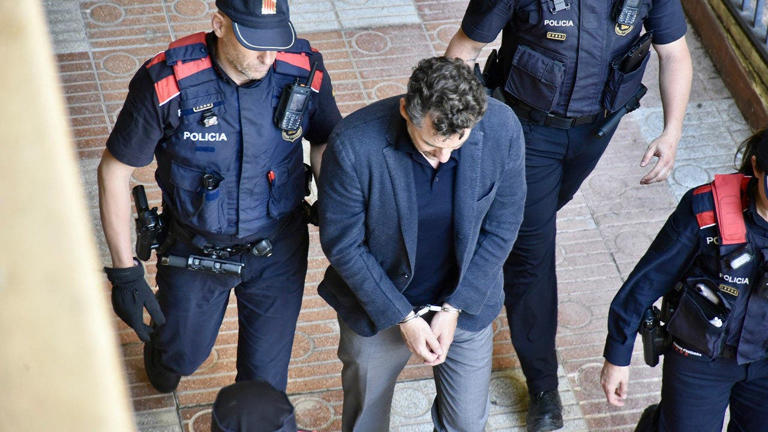 Son of Mango fashion billionaire heard tearfully telling 911 operator ...