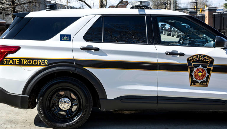 2 workers in Pa. construction zone killed in tractor-trailer crash
