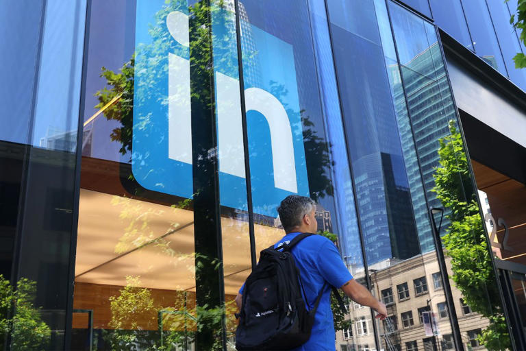 Panic in California as LinkedIn announces hundreds of layoffs