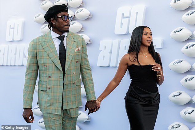 Eagles' Jalen Hurts and stunning wife skip interviews at gala after not ...