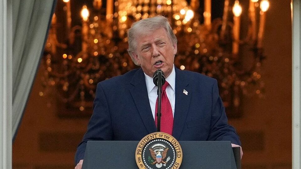Trump warns Iran with 'big hit' if no deal, yet says war could end ...