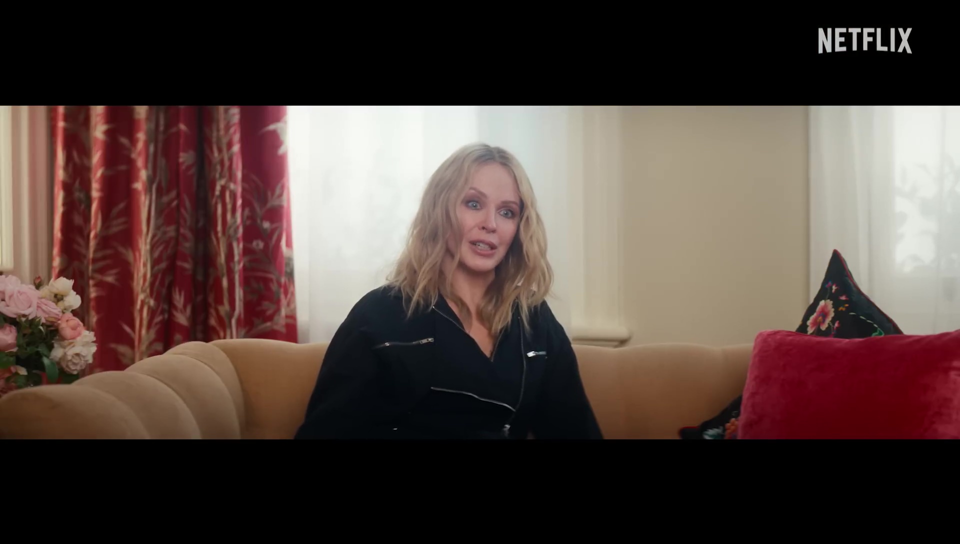 Pop star reveals private cancer battle after first defeating disease in ...
