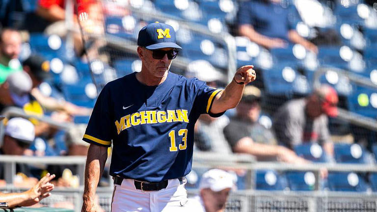 Michigan sends message to NCAA selection committee with dominant win at ...