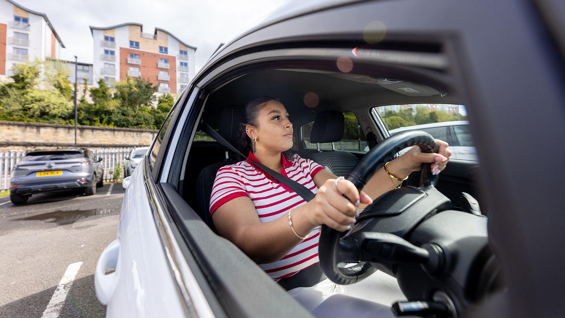 Young drivers targeted by 'ghost brokers' selling fake car insurance online